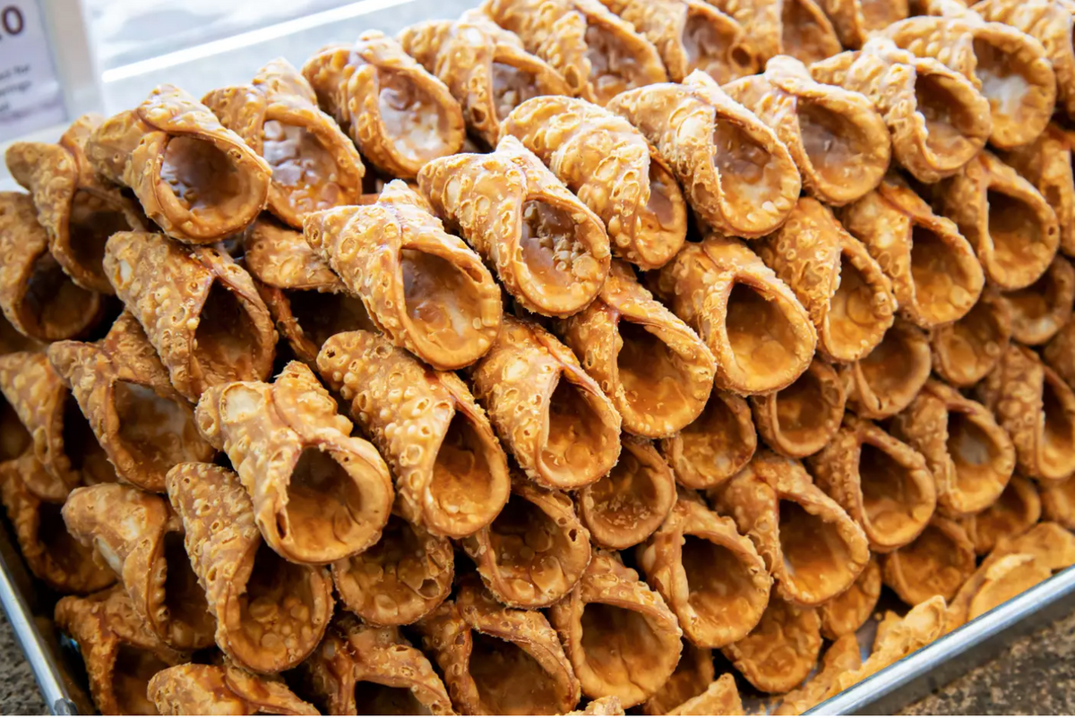 Holy Cannoli Toronto – HolyCannoli Toronto